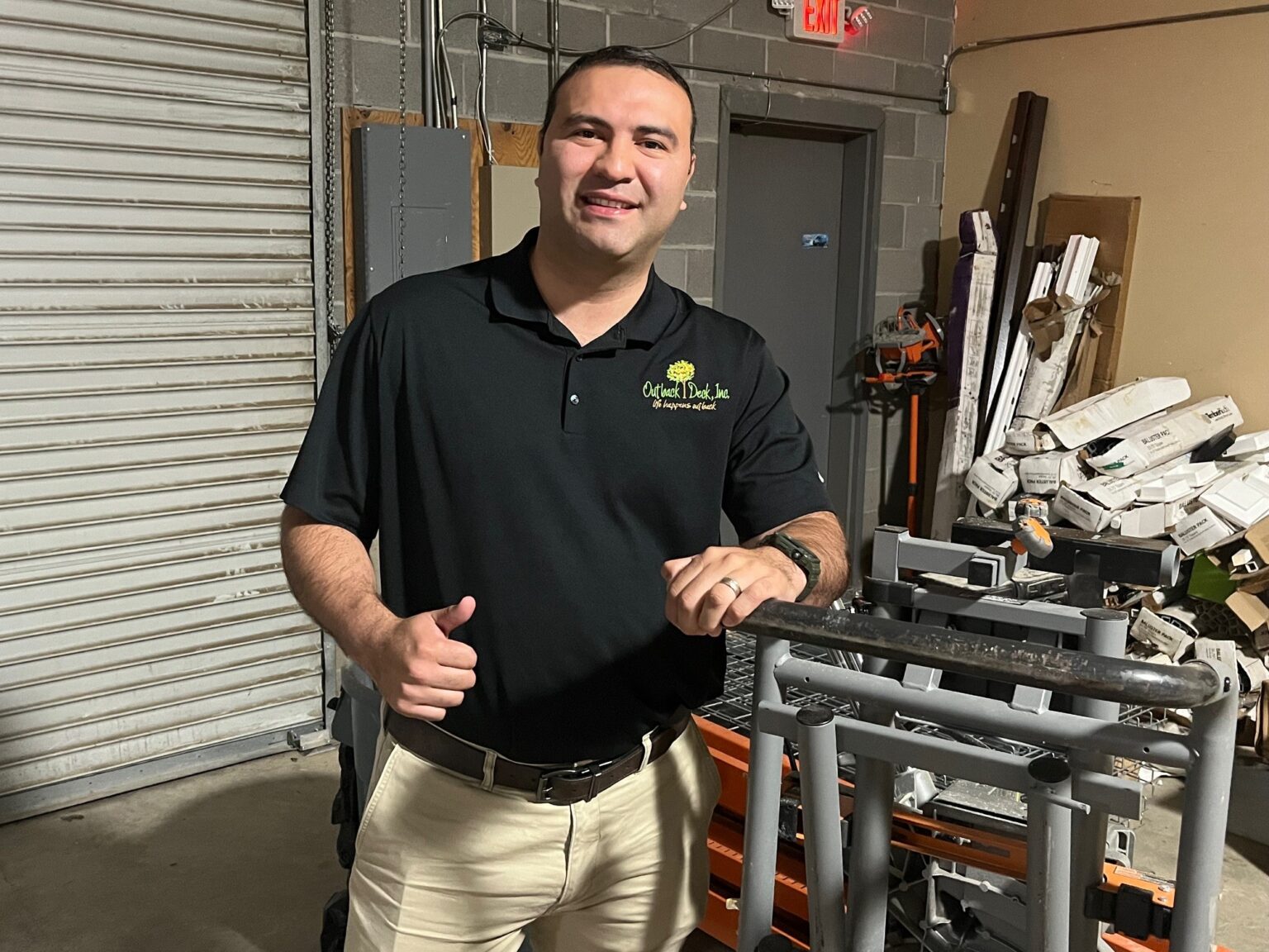 Frank Leiva - Outback Deck