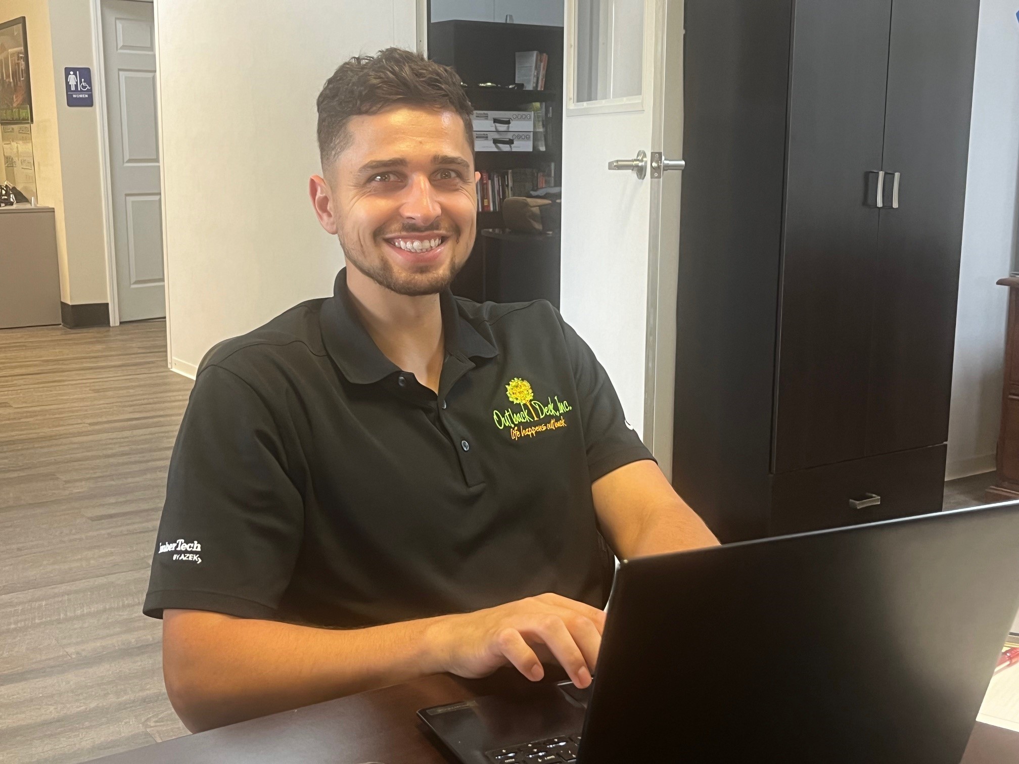 Vlad Gergi - Outback Deck